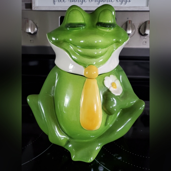 Metlox California | Kitchen | Poppy Trail Frog Cookie Jar By Metlox ...